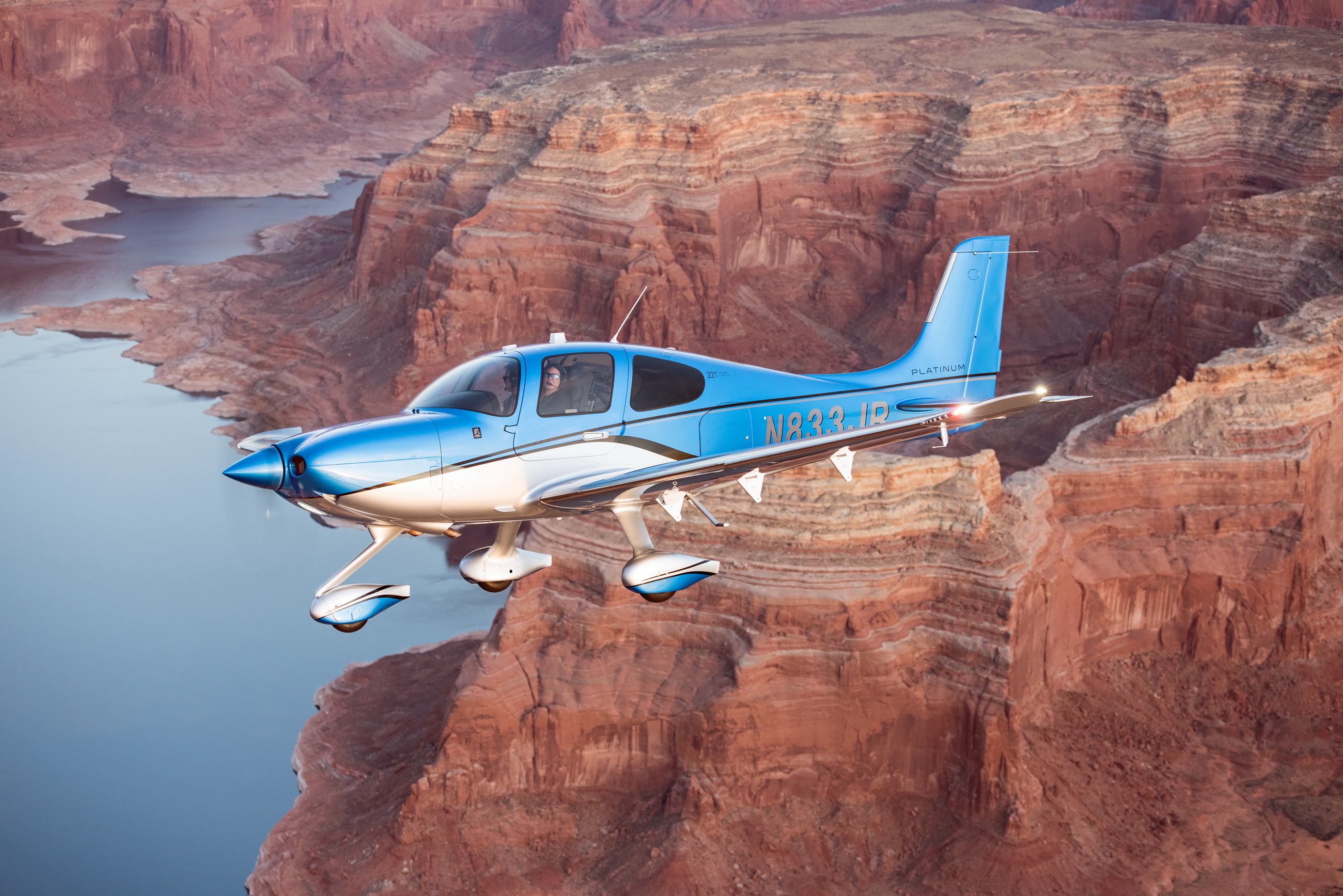 Cirrus Aircraft Launches G6: The Smartest, Safest, Most Advanced Cirrus ...